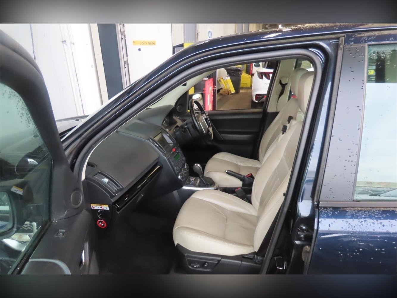 Used 2011 Land Rover Freelander 2 2.2 TD4 HSE SUV 5dr Diesel ...